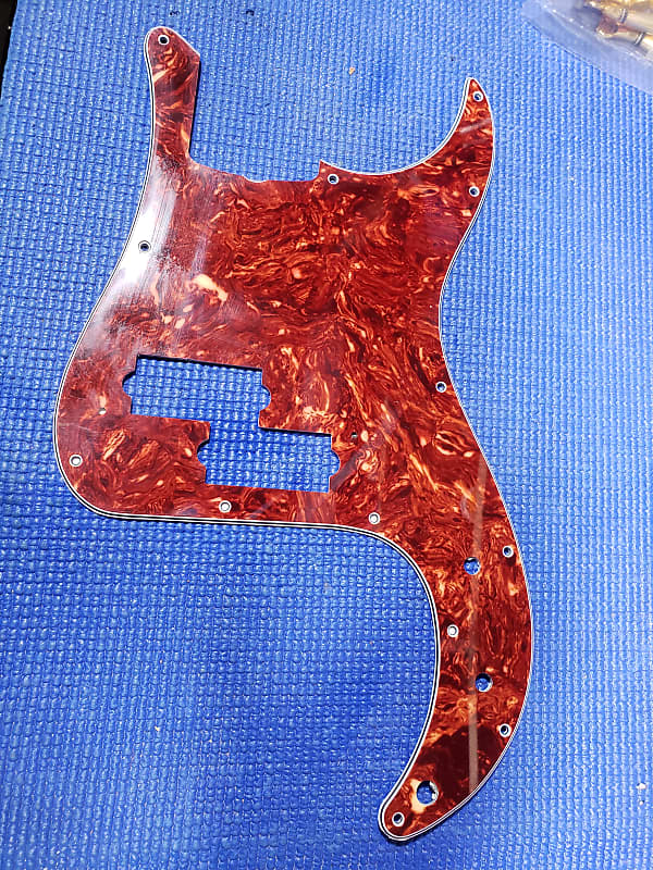 Fender Fender Precision bass pickguard Red tortoise Red | Reverb