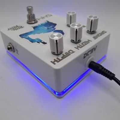 Bebop sentinel pitch modulator/delay/drone verb | Reverb