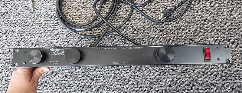 Juice Goose 8.0L Rack Mount Power Distribution Center, 1800 | Reverb