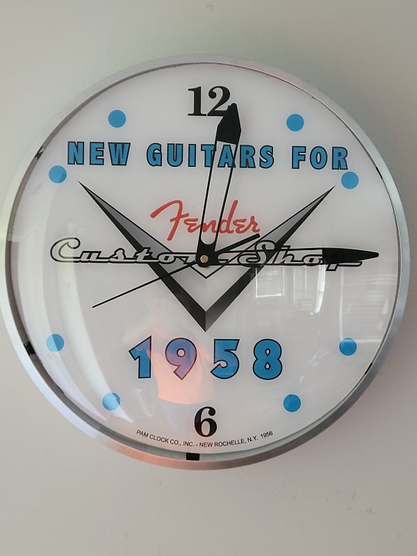 Fender Guitars Custom Shop Dealer Light-Up Clock Killer Cool | Reverb