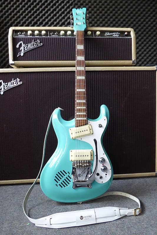 Mosrite "The Vintage" Model 2002 - surf green | Reverb Canada