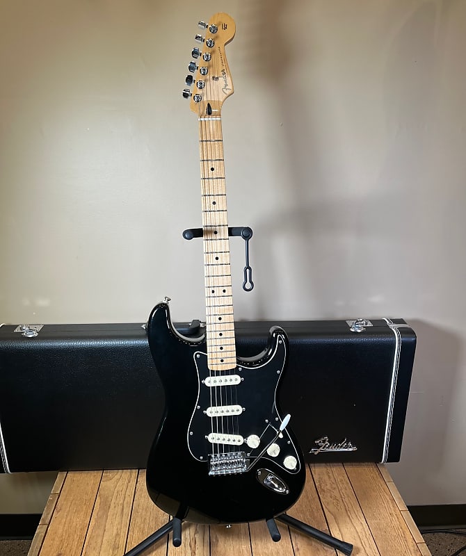 Fender MIM Stratocaster black | Reverb