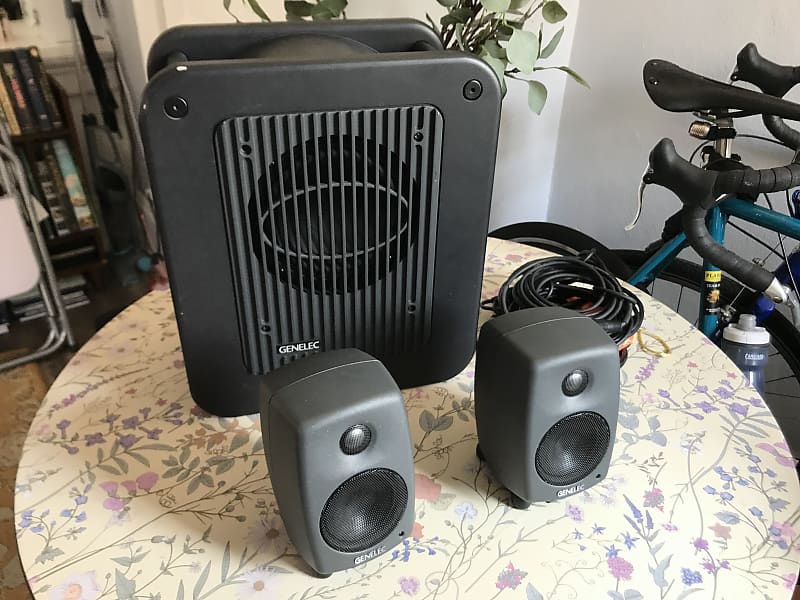 Genelec 8010a + 7040a Studio Monitor SET | Reverb