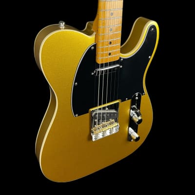 Fender Double Bound Telecaster Electric Guitar in Aztec Gold | Reverb