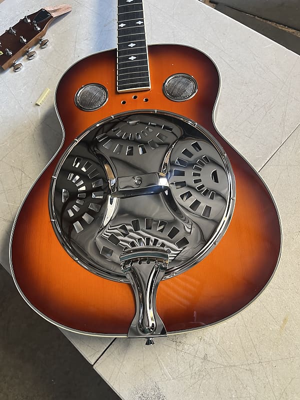Rogue Classic Spider Resonator Sunburst Roundneck, headstock | Reverb