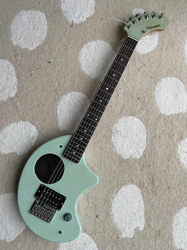 Fernandes Zo-3 mini guitar with built-in amplifier | Reverb UK
