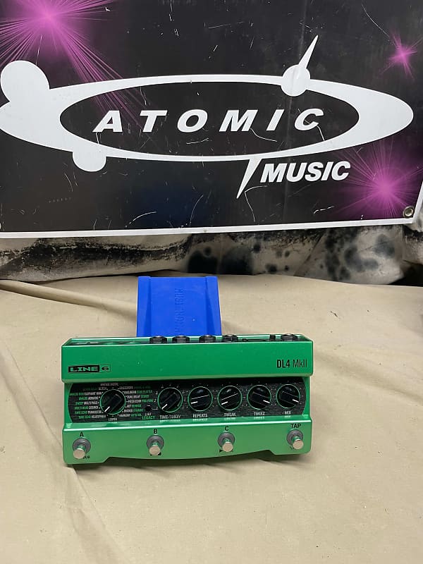 Line 6 DL4 mkII Delay Looper Pedal | Reverb