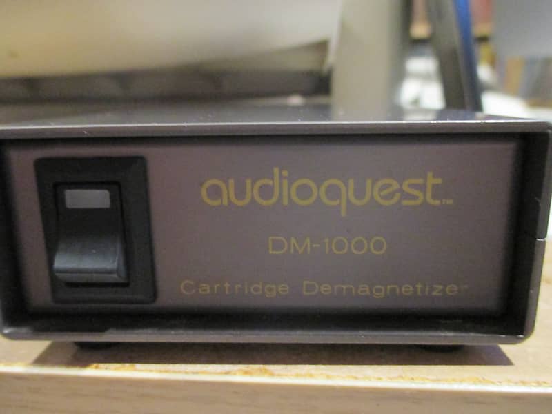 AudioQuest DM-1000 DEMAGNETIZER GREY | Reverb