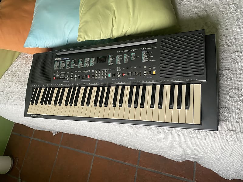 Yamaha PSR-300 - Mate black | Reverb
