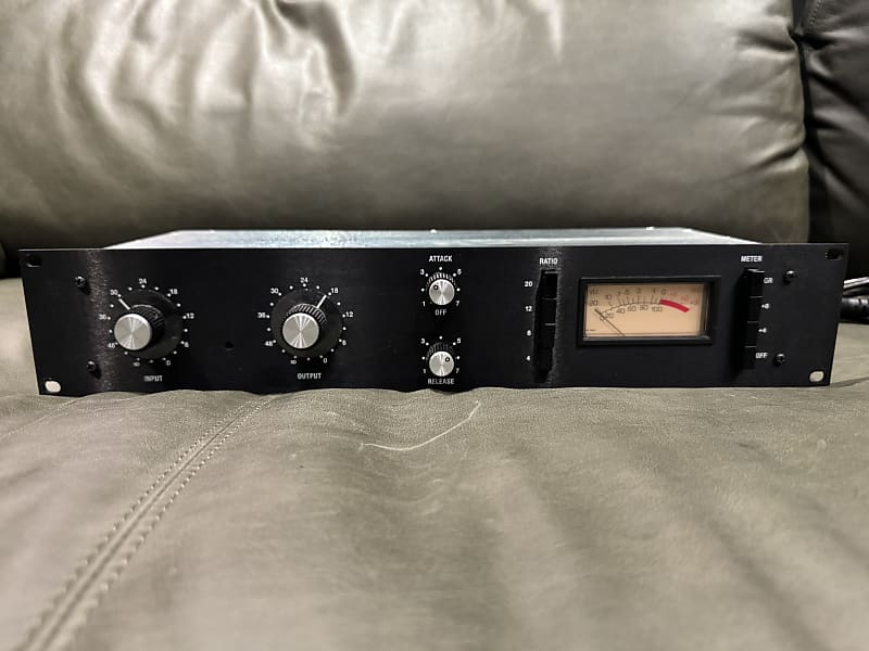 Hairball Audio 1176 FET Rev F Rack Compressor - Black | Reverb