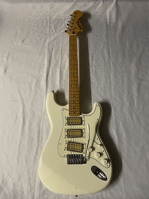 Univox Ripper Strat U1850 MIJ Japan Matsumoku Vintage | Reverb Brazil
