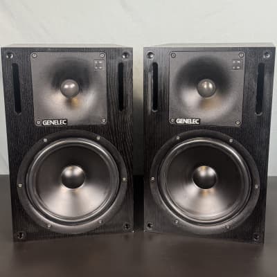 Genelec S30C (Powered Studio Monitors) - Black (Matched Pair) | Reverb