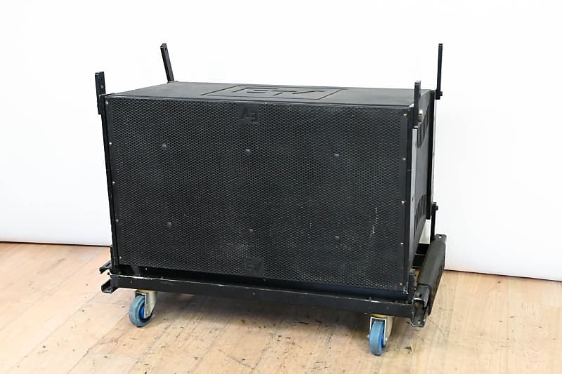 Electro-Voice (EV) XLC118 Subwoofer Line-Array Element with | Reverb
