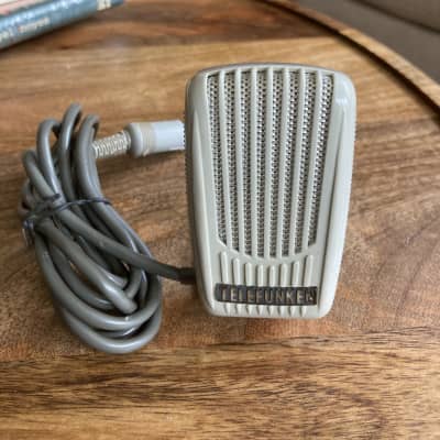 Telefunken D9A vintage microphone | Reverb