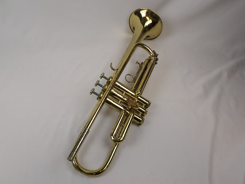 Used Bach 1530 Student Trumpet with Case and Accessories | Reverb