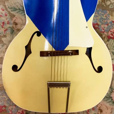 Lot of (12) Silvertone Kentucky Blues Archtops | Reverb