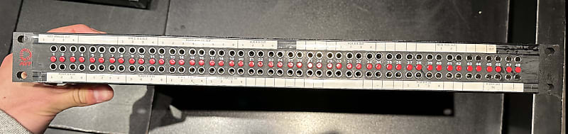 AVP 2X48 1RU Bantam Audio Patch Bay Black | Reverb
