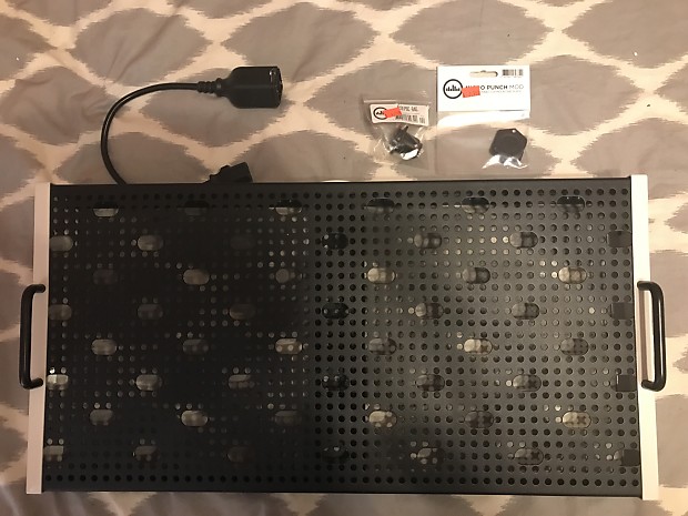 Temple Audio Duo 24 White (with IEC AC Main, Module Plate, | Reverb