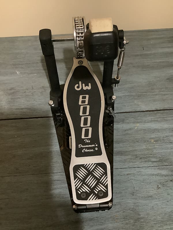 DW 8000 SINGLE SOLID FOOTBOARD BASS DRUM PEDAL | Reverb