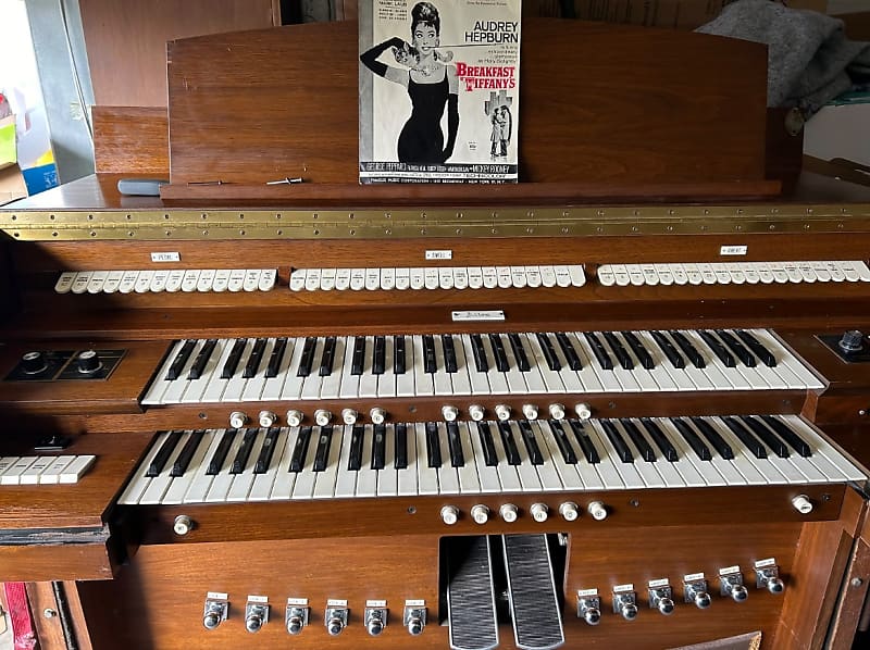 Allen Organ w/ 32-Note Pedalboard, Soundcards, & Bench! | Reverb