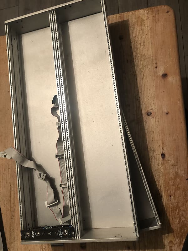 4ms Company Dual Powered Modular Row [Thin] 4ms ROW POWER | Reverb