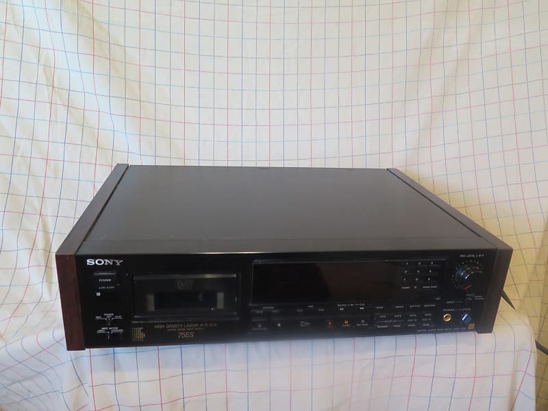 Sony DTC-75ES DAT RECORDER/PLAYER 1990 - METAL/WOOD | Reverb
