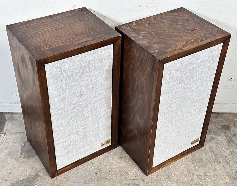 Acoustic Research AR-3a Speaker Pair | Reverb