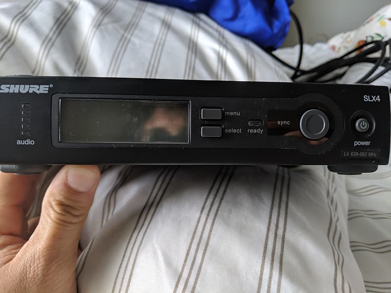 Shure SLX4 Complete Wireless Guitar System | Reverb