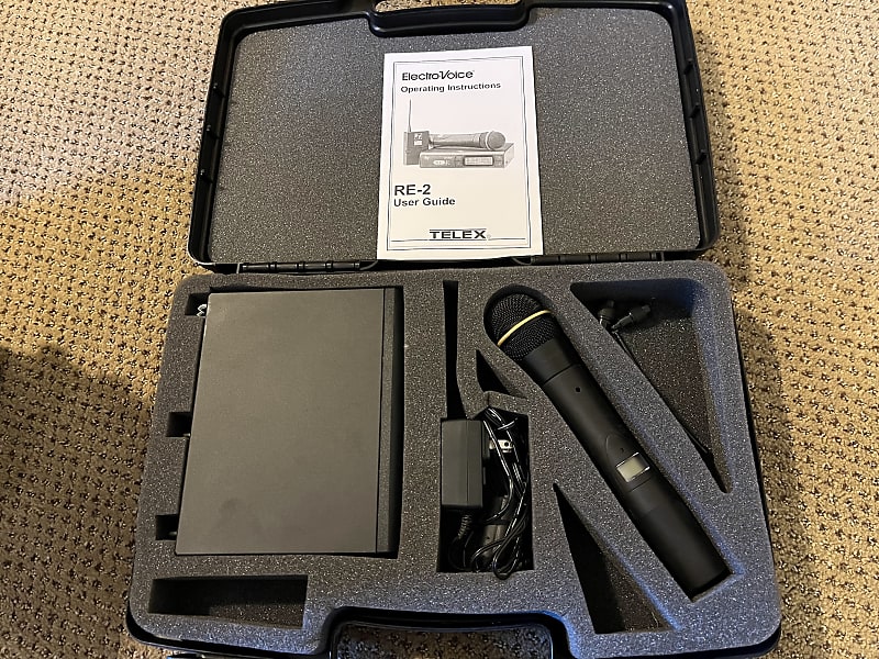 RE-2 Wireless Microphone Systems (lot of 6) | Reverb
