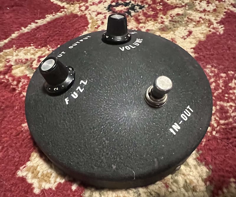 Guyatone Crazy Face Fuzz 1960's 2SR136 Transistors Sears | Reverb