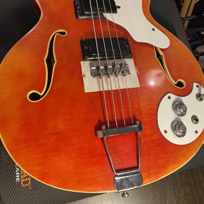 Vintage Mosrite Celebrity Short Scale Bass 1960's - Cherry | Reverb