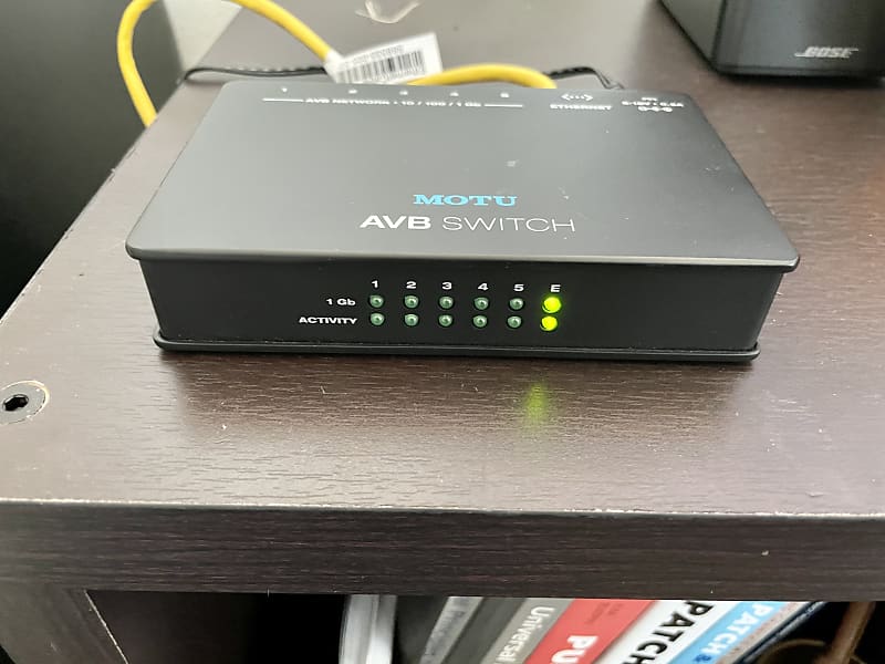 MOTU AVB Switch | Reverb