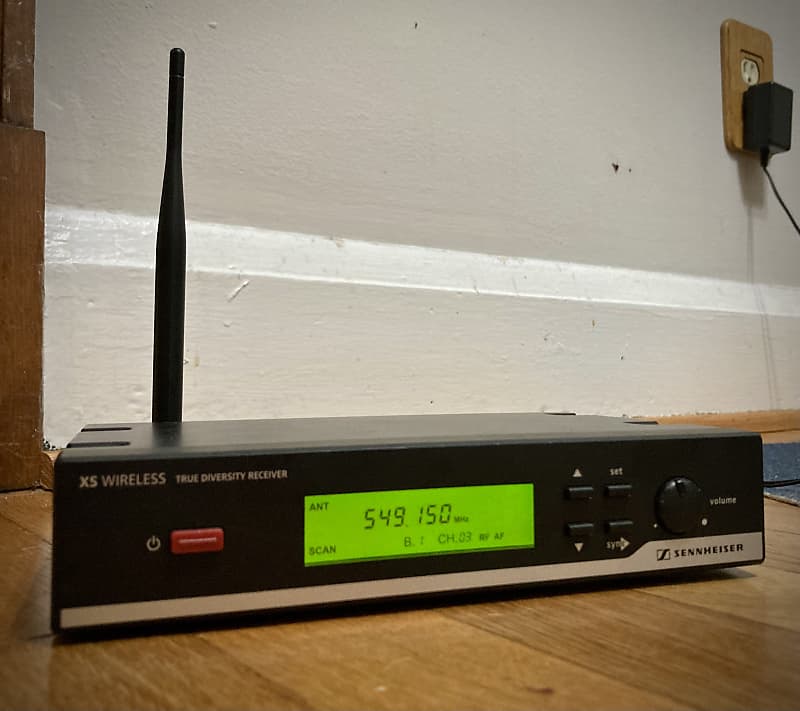 Sennheiser EM10 True Diversity Wireless Receiver | Reverb