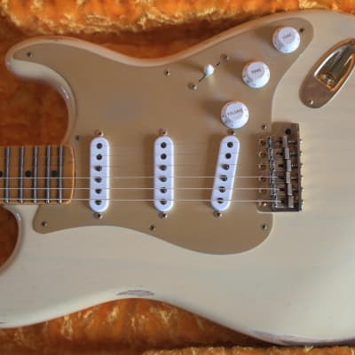 Fender Custom Shop Limited Edition '55 Bone Tone | Reverb France