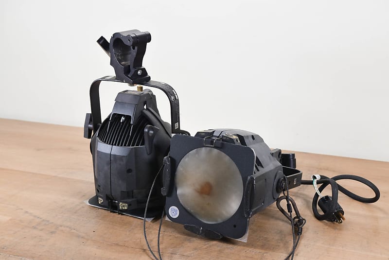 ETC Source Four Par Stage Light (PAIR) (church owned) CG00PQR | Reverb