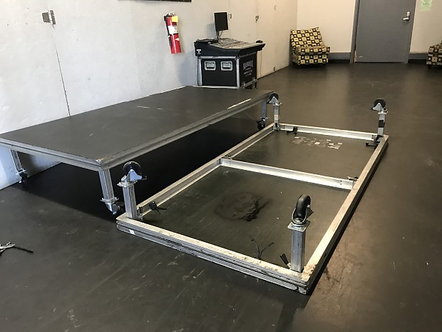 Wenger Drum Riser (8x8) | Reverb Canada