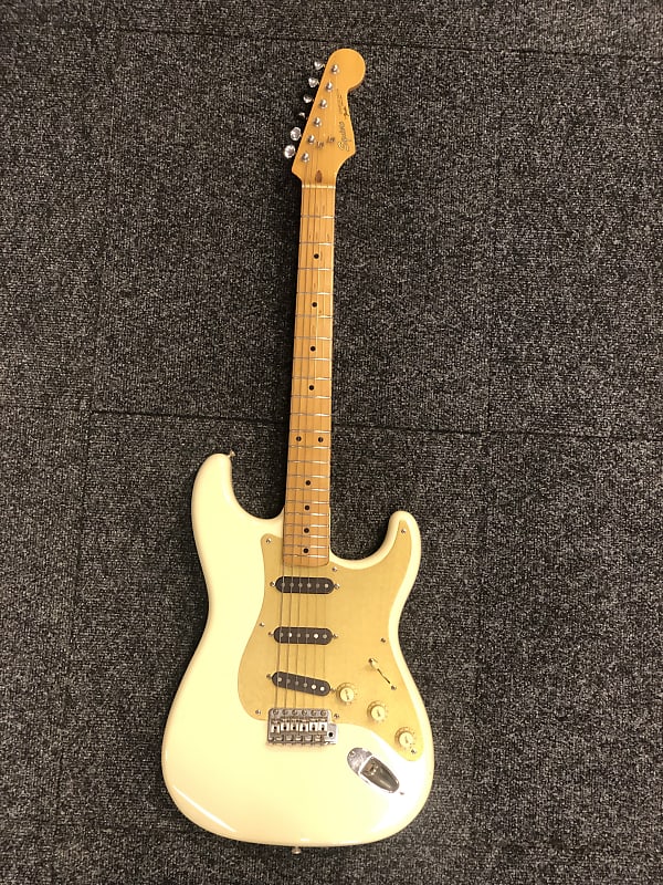 Squier Stratocaster MIJ A-serial | Reverb