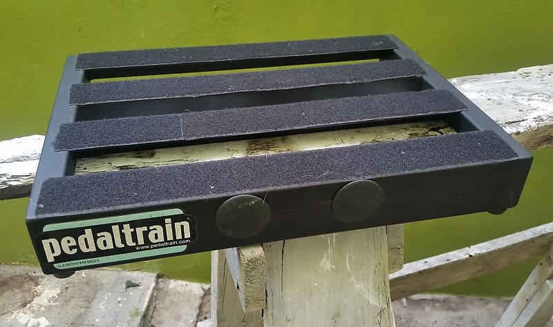 1st design PEDALTRAIN Jr pedalboard w/ front ports & soft bag | Reverb