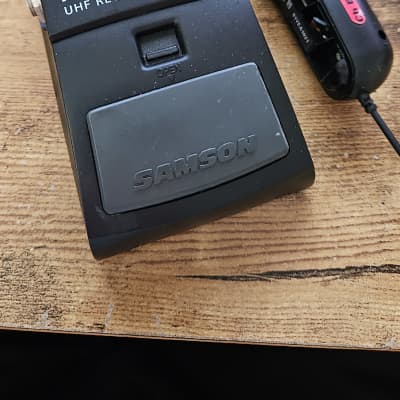 Samson Airline AG1/AP1 UHF Wireless Channel B12 (700 MHz) | Reverb