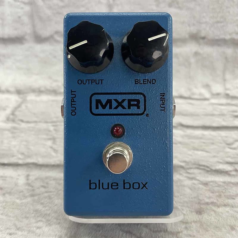 Used: MXR Blue Box Octave Fuzz Pedal | Reverb