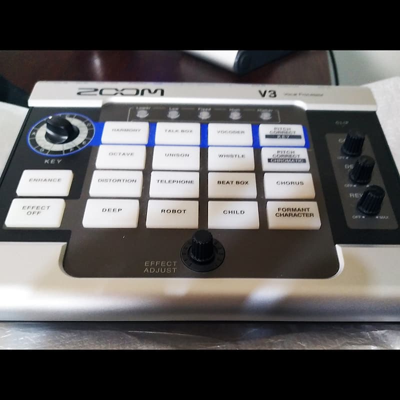 Zoom V3 Vocal Processor 2020 - Present - Silver / | Reverb Australia