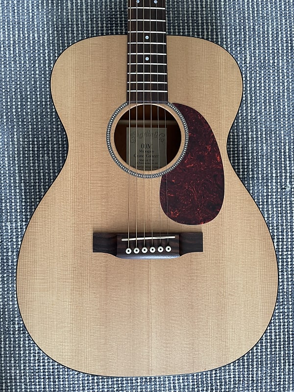 Martin 00M Spruce & Mahogany Acoustic Guitar | Reverb