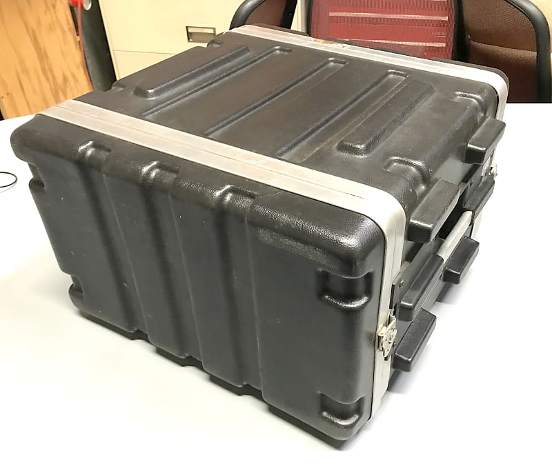 SKB 6-Space rack case, 15" deep, very good condition | Reverb