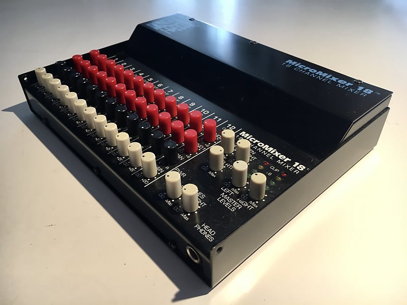 Midiman MicroMixer 18 channel analog mixer | Reverb