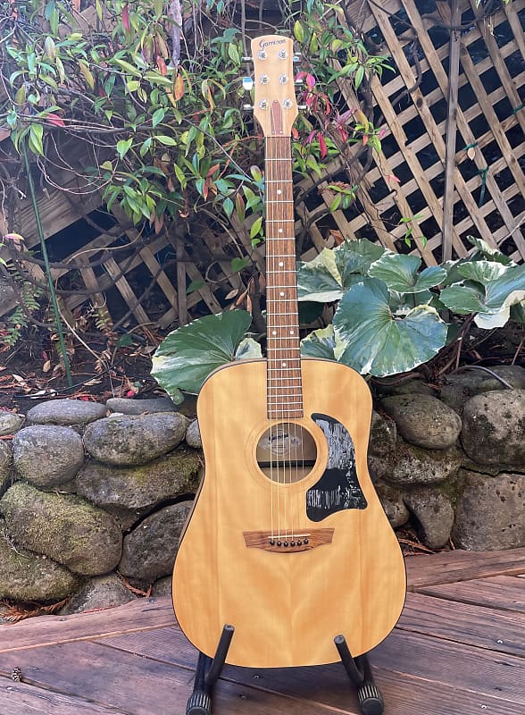 Garrison G10 Acoustic Guitar with Original Hard Case | Reverb