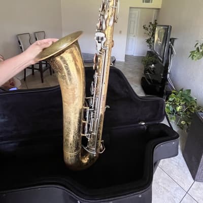 Bundy Baritone Saxophone mid 1960s - Aged Brass | Reverb