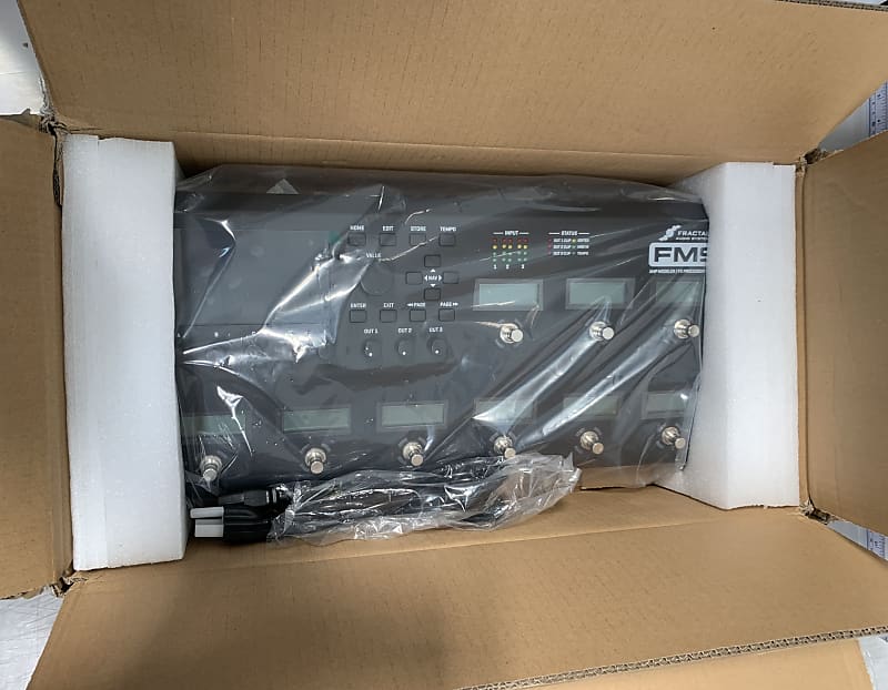 Fractal Audio FM9 Mark II Turbo - Amp Modeler / Multi-FX / | Reverb