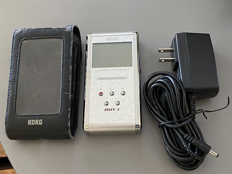 Korg MR-1 1 Bit Mobile Recorder DSD Silver | Reverb