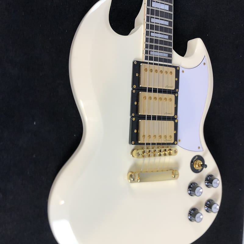 Harley Benton DC-600 VI Vintage Ivory SG with Gold Hardware + | Reverb