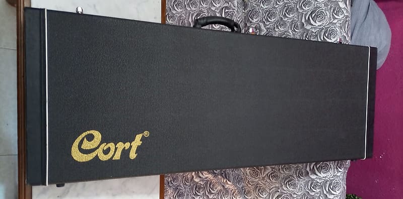 CORT GUITAR HARD SHELL CASE FLIGHTCASE MODEL XPLORER | Reverb UK